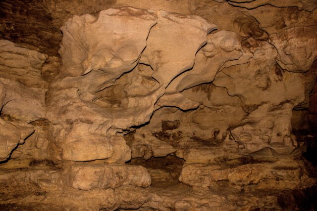 Life In Minnesota A Complete Guide to the Caves in Minnesota https ...