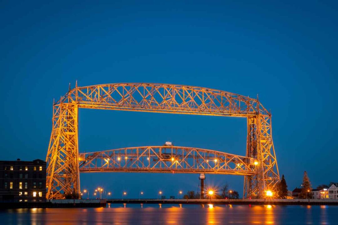 The History of the Duluth Aerial Lift Bridge